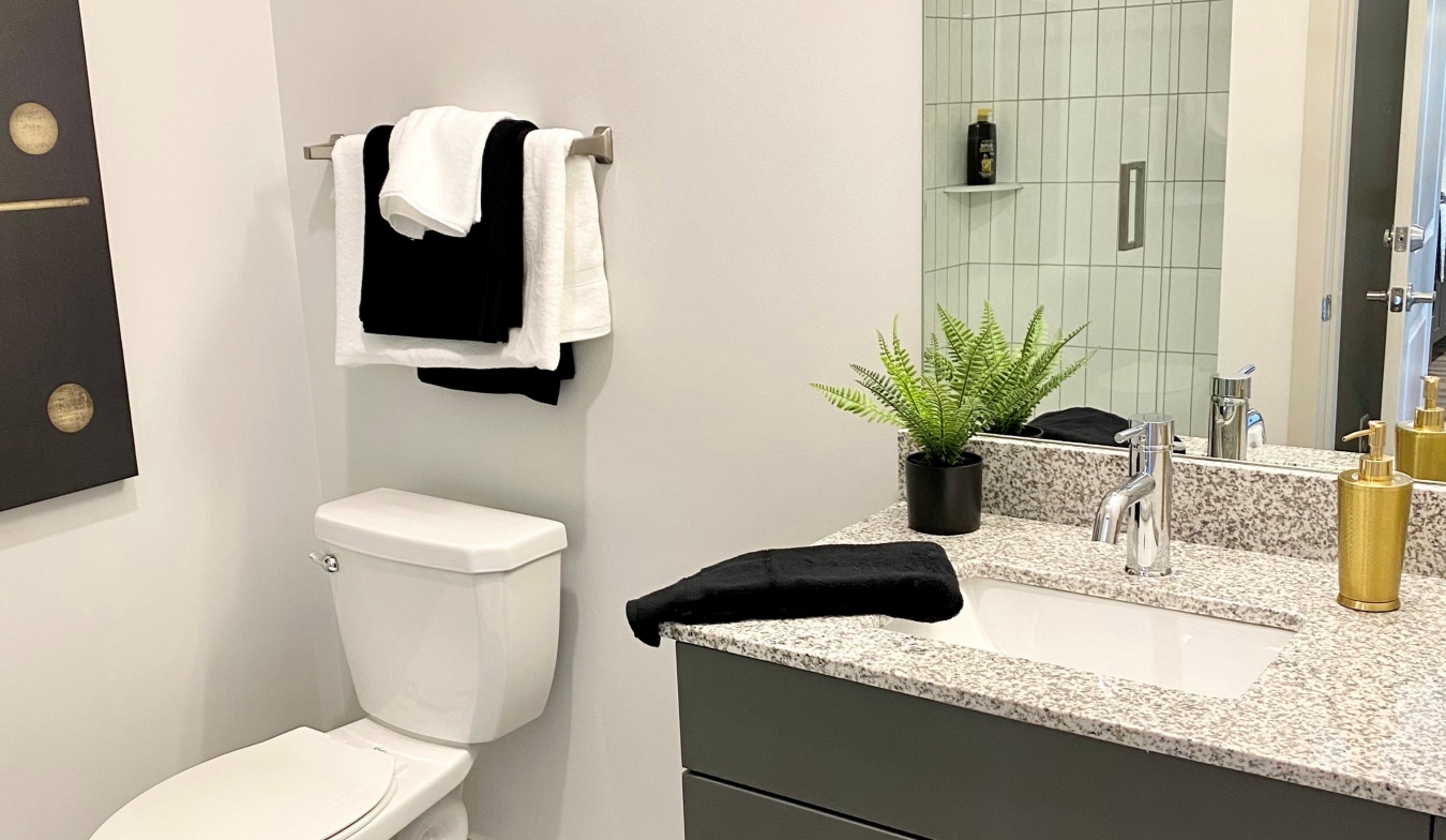 Gallery - 320 West Mag